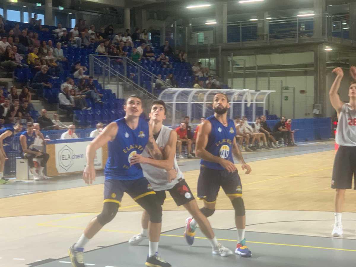 Basket A2: nell'ultimo test precampionato, la Elachem cede 79-80 all ...